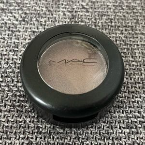 MAC Cosmetics | Makeup | Mac New Frost Eye Shadow Single Compact 5g ...